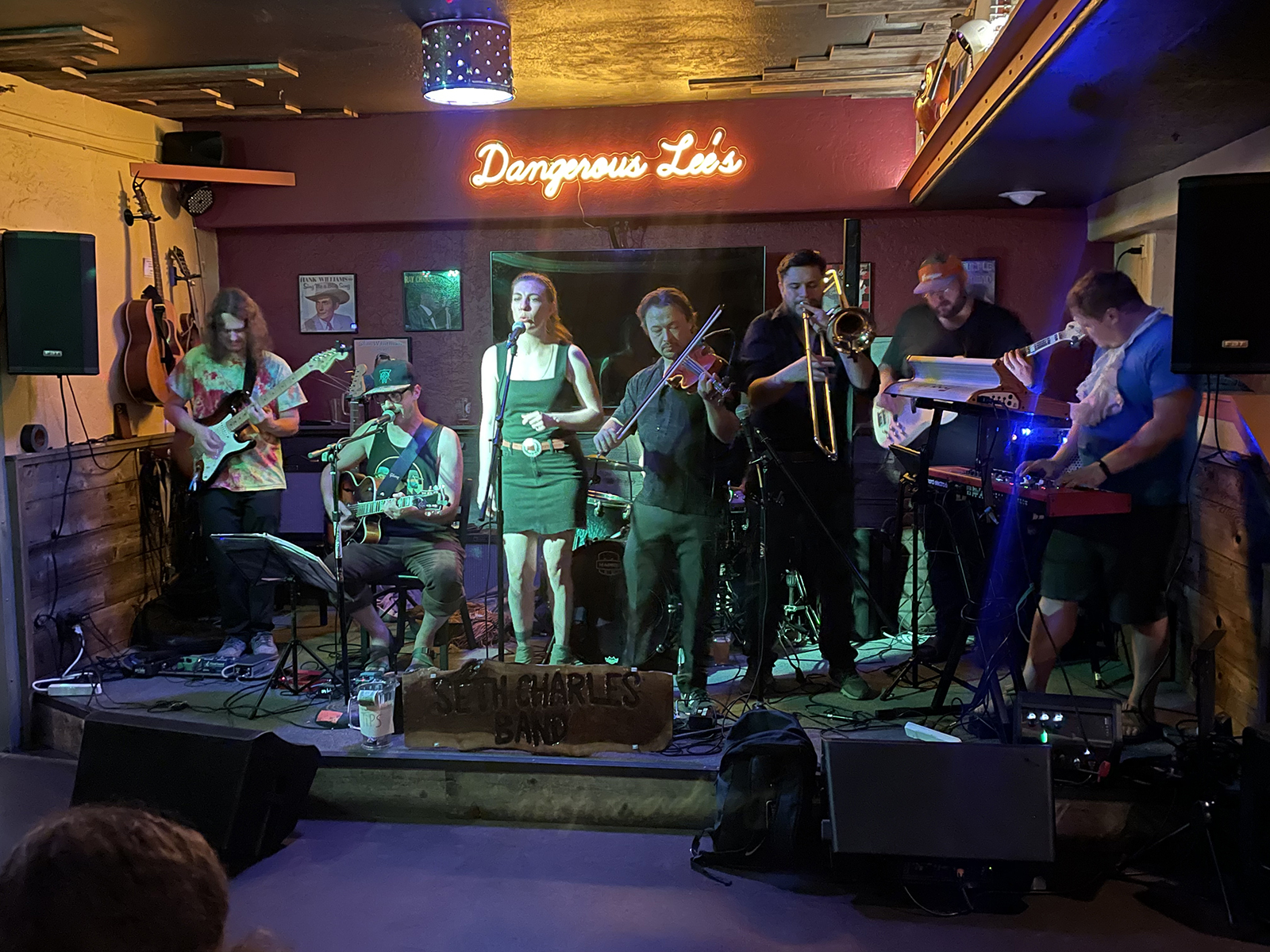 Local 31 Pub – American Food, Ashland Nightlife, and Live Music